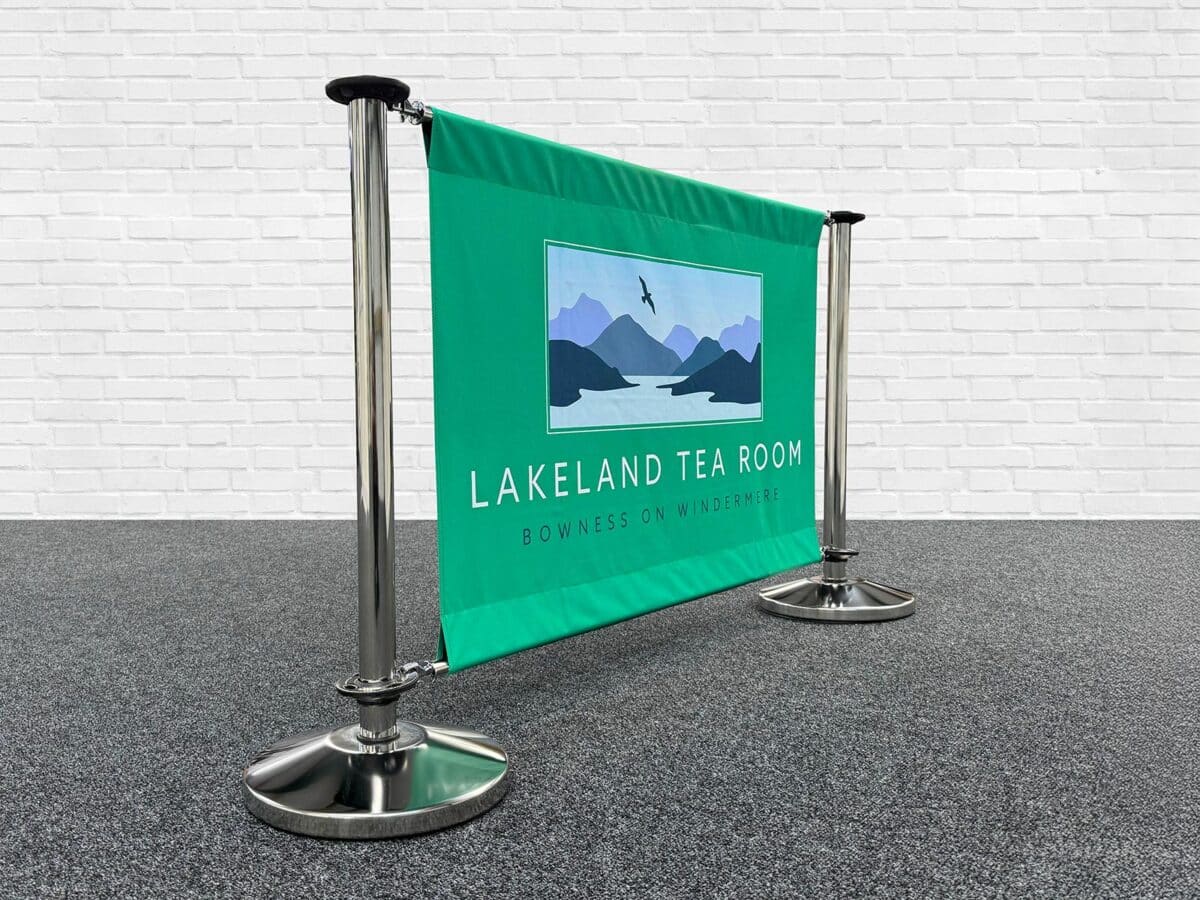 Cafe Barriers | Printed Cafe Banners | Pavement Barriers