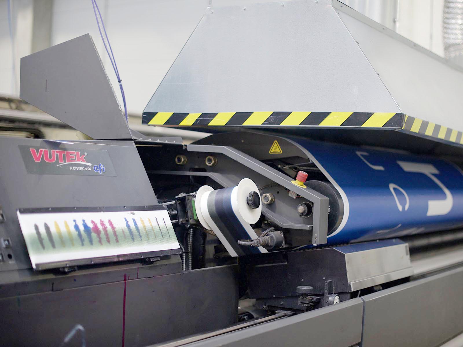 Solvent Printing for large format graphics and banners