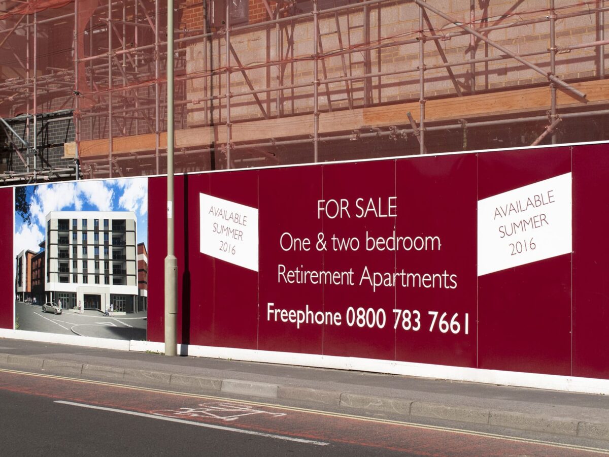 Expert Tips for Designing Hoarding Boards | Banner World